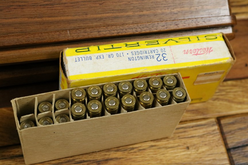 Vintage .32 Remington Ammo New Old Stock 34 rounds at Ironmen Arms ...